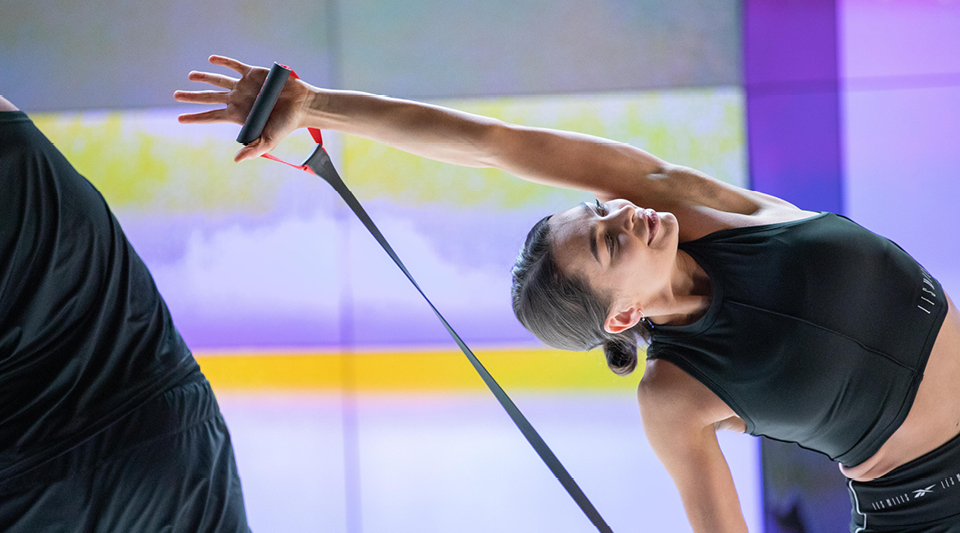 How to stretch like a pro – Les Mills Instructors