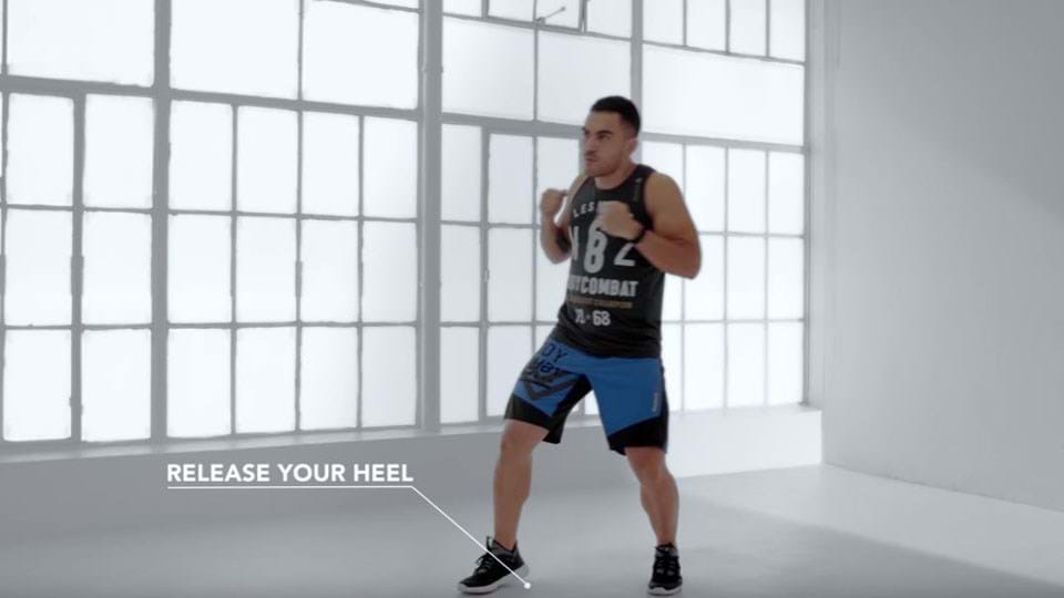 How to throw a hook – Les Mills